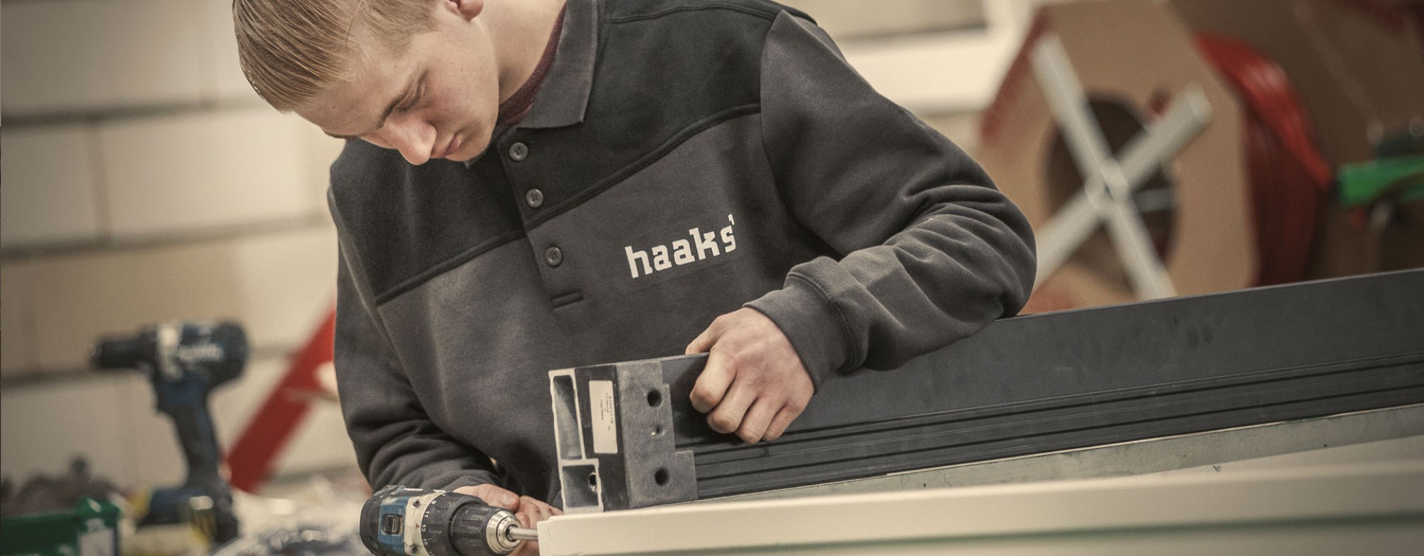 Haaks. Dan weet je dat het goed zit! - Haaks | timmerfabriek, houten ...